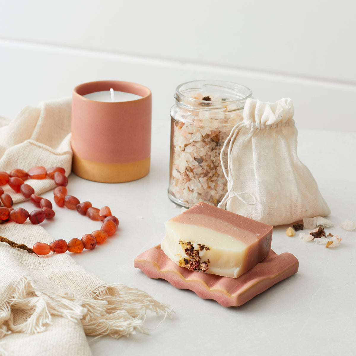 NUNA Relaxing Fragrant Himalayan Salt Bath Soak – AURA QUE